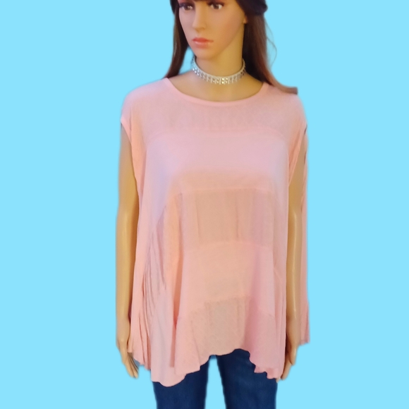 Chelsea & Theodore | Tops | Newchelsea Theodore Flowy Top Fits Ml ...